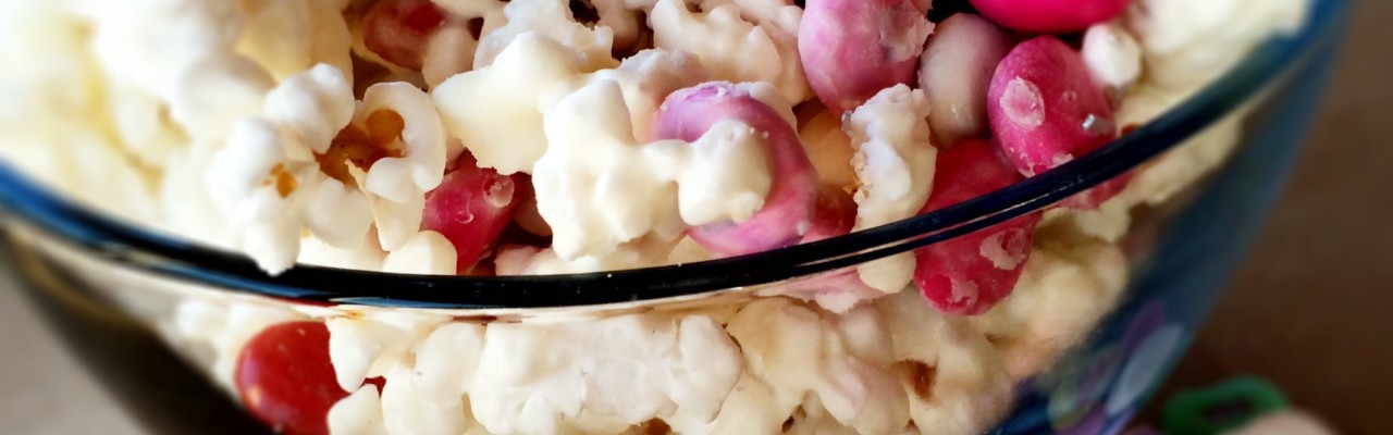 Popcorn Munch | The Gingham Apron