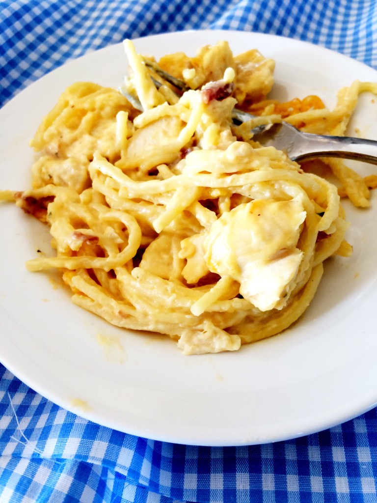 Cheesy Chicken Bacon Ranch Spaghetti | The Gingham Apron