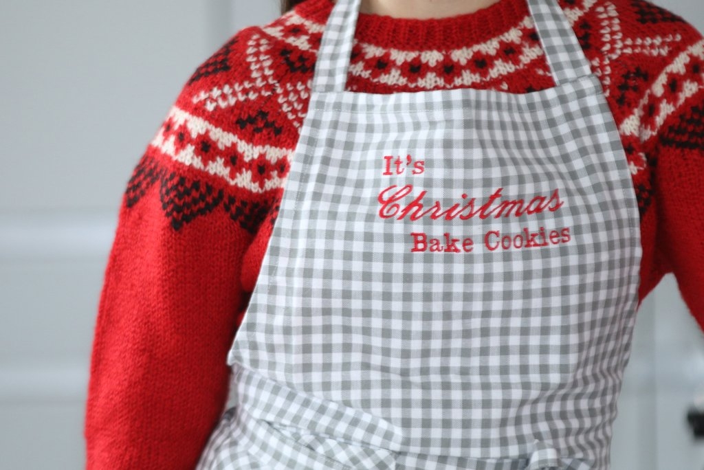 itschristmasbakecookies_1024x1024 | The Gingham Apron