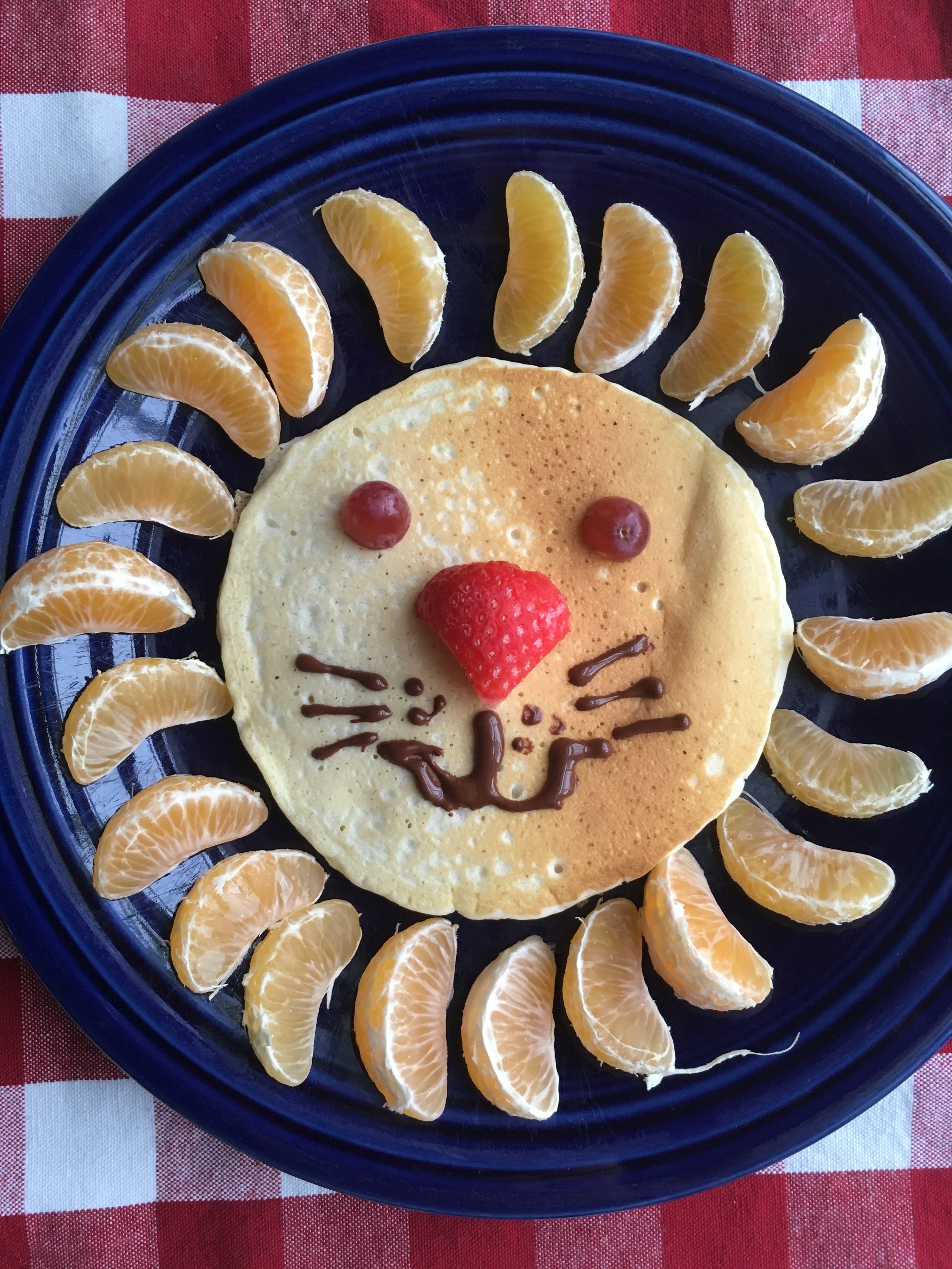 Lion Pancakes for Kids | The Gingham Apron