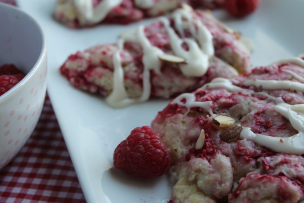 Raspberry Vanilla Scones | The Gingham Apron