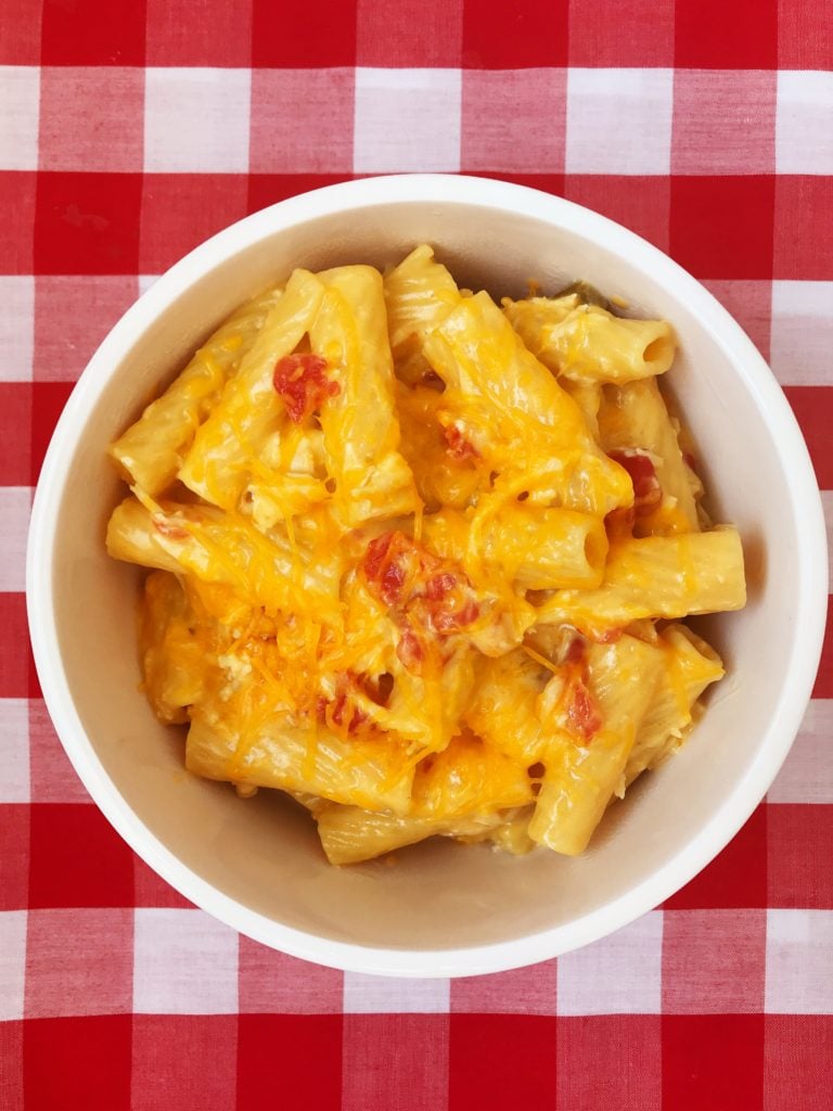 Cheesy Chicken Rigatoni | The Gingham Apron
