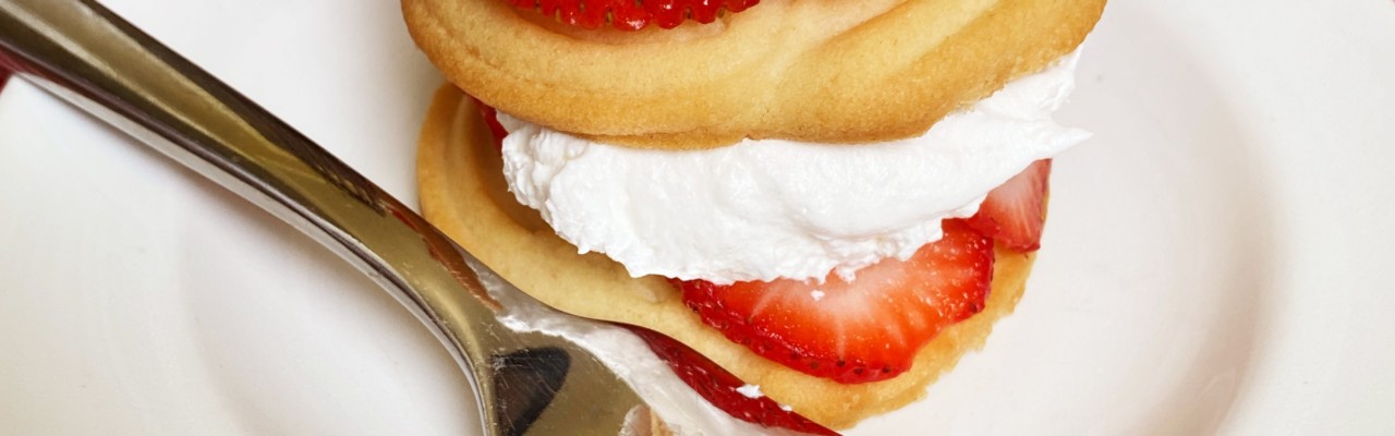 Simple Strawberry Shortcake Stacks | The Gingham Apron